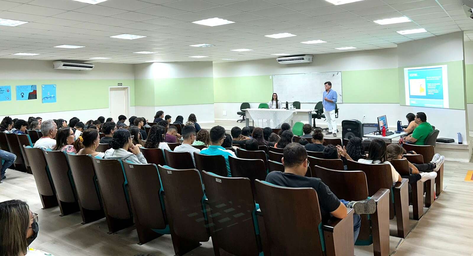 Issec promove palestra sobre Valorização da Vida em escola, em parceria ...